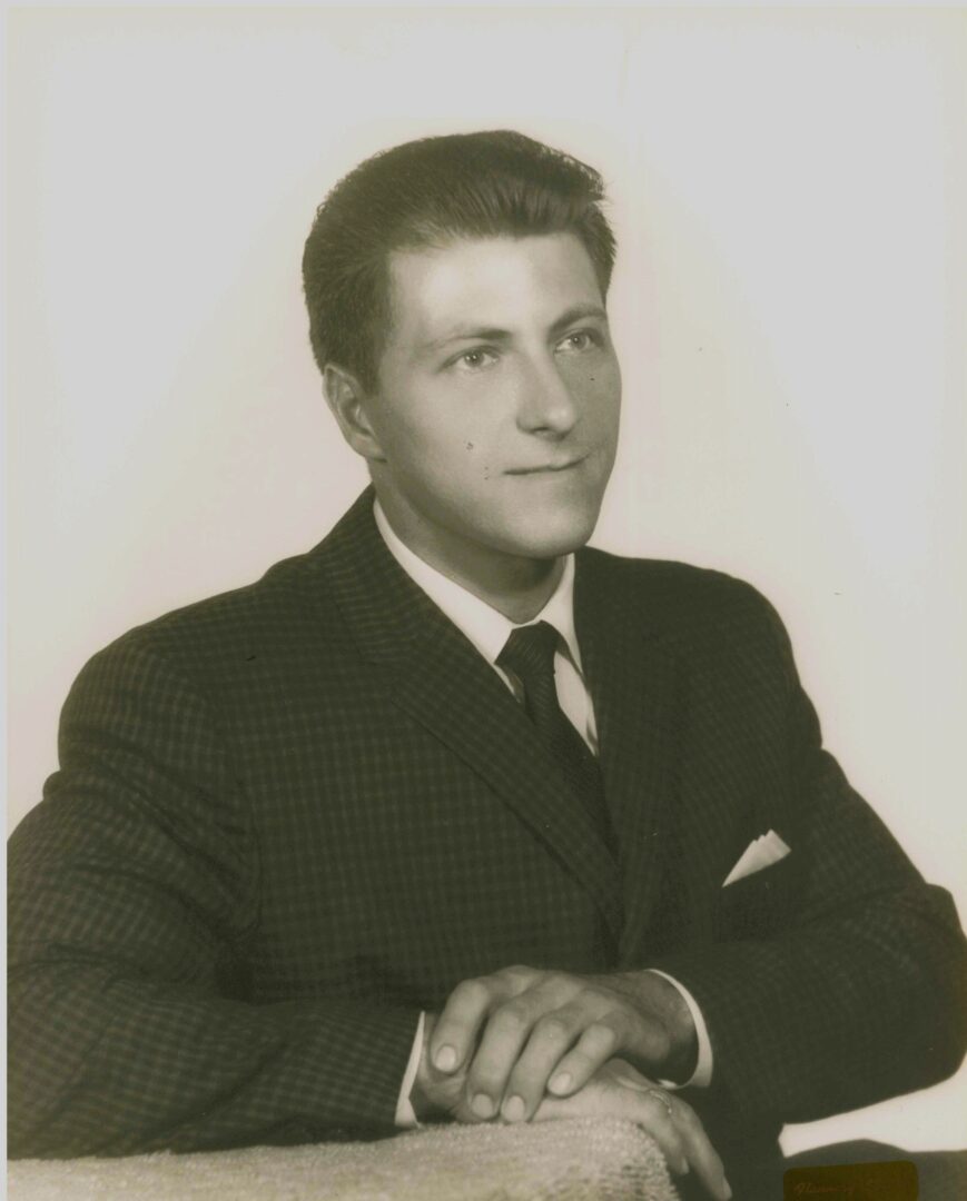 Kraus, Ronald R. - Kutis Funeral Home Inc