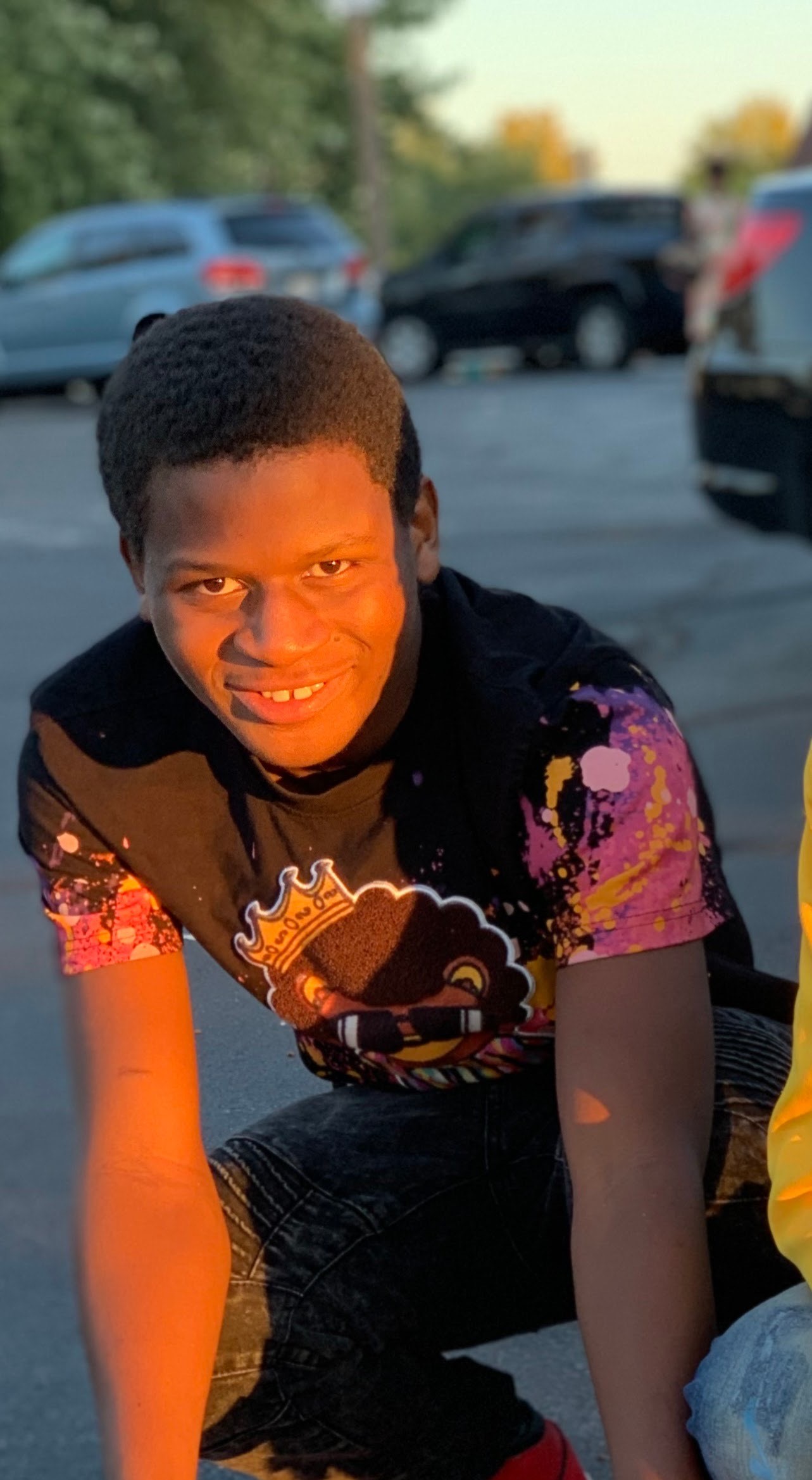 Mmowe, Etando "ET" - Kutis Funeral Home Inc