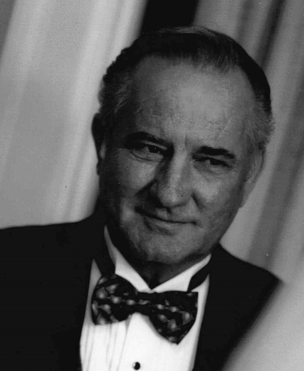 Moring, Jerry L. - Kutis Funeral Home Inc