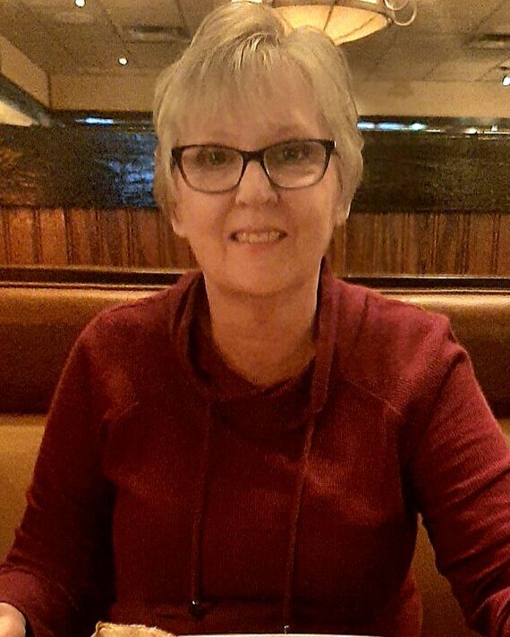 Muench, Cynthia S. (nee Joenk) - Kutis Funeral Home Inc