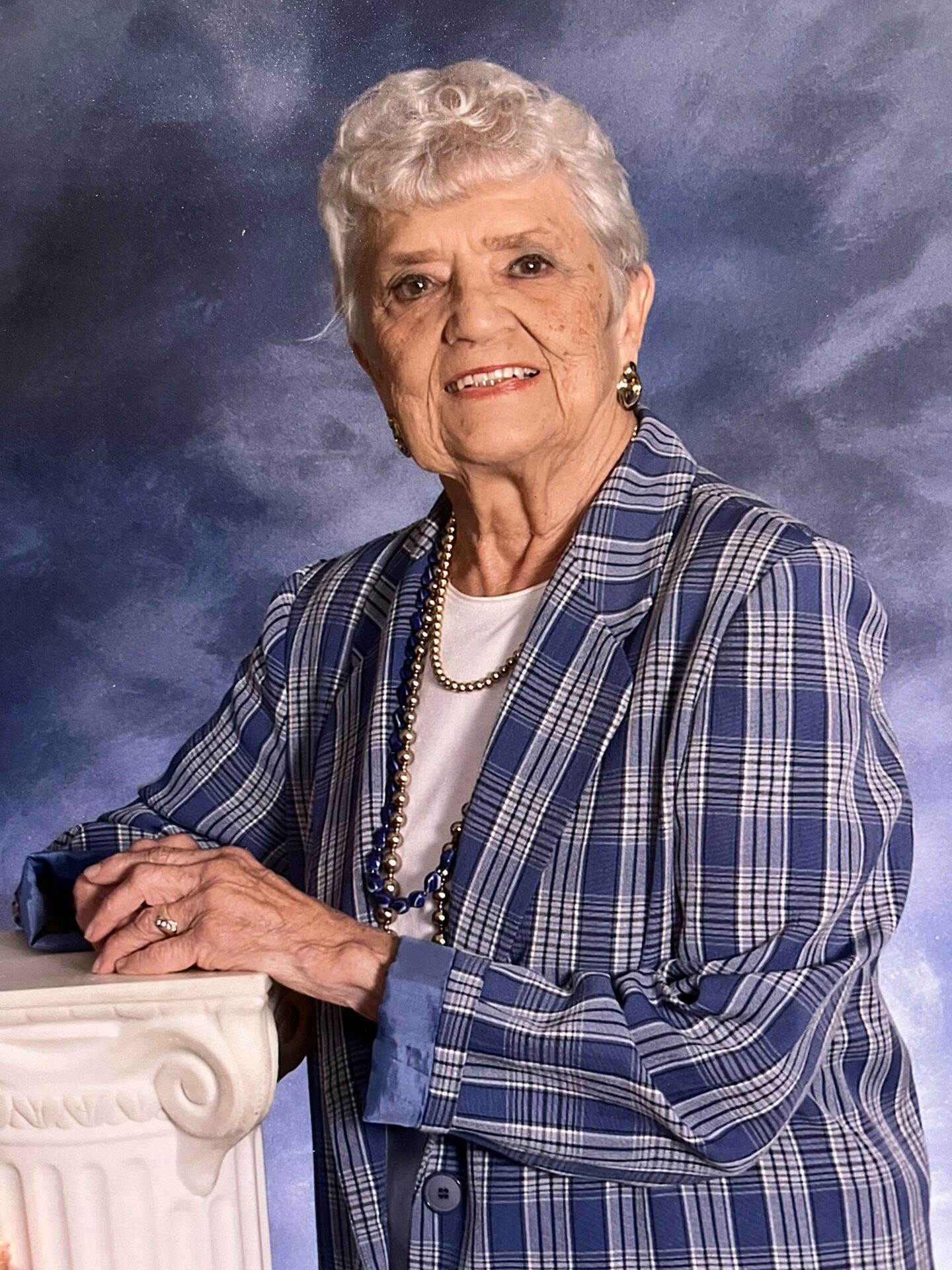 Taylor, Laura Lee - Kutis Funeral Home Inc